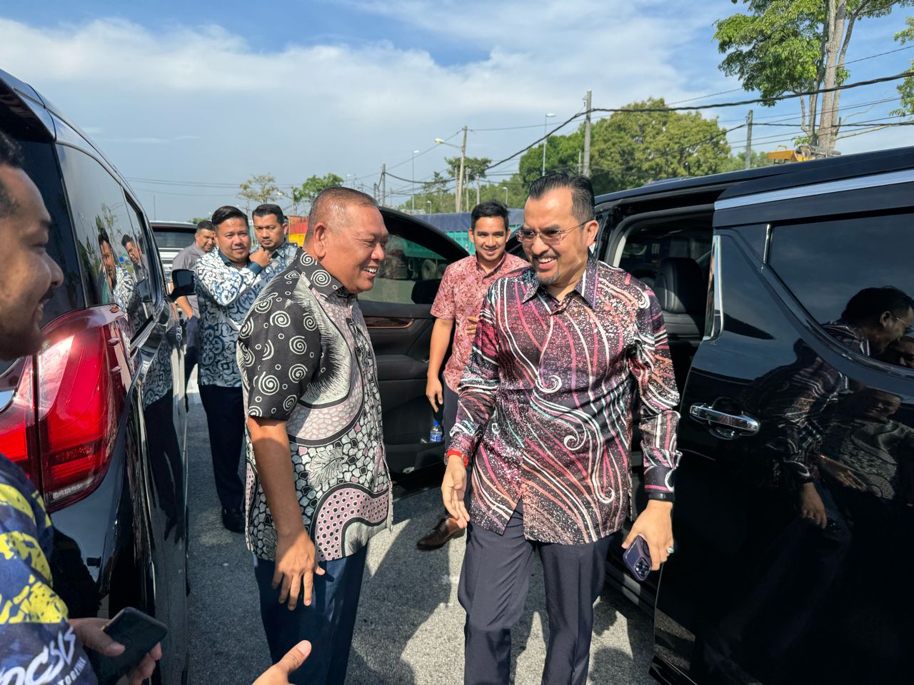 18 April 2024 (Khamis) @Mengiringi YBhg Dato Wira Dr Asyraf Wajdi Bin ...